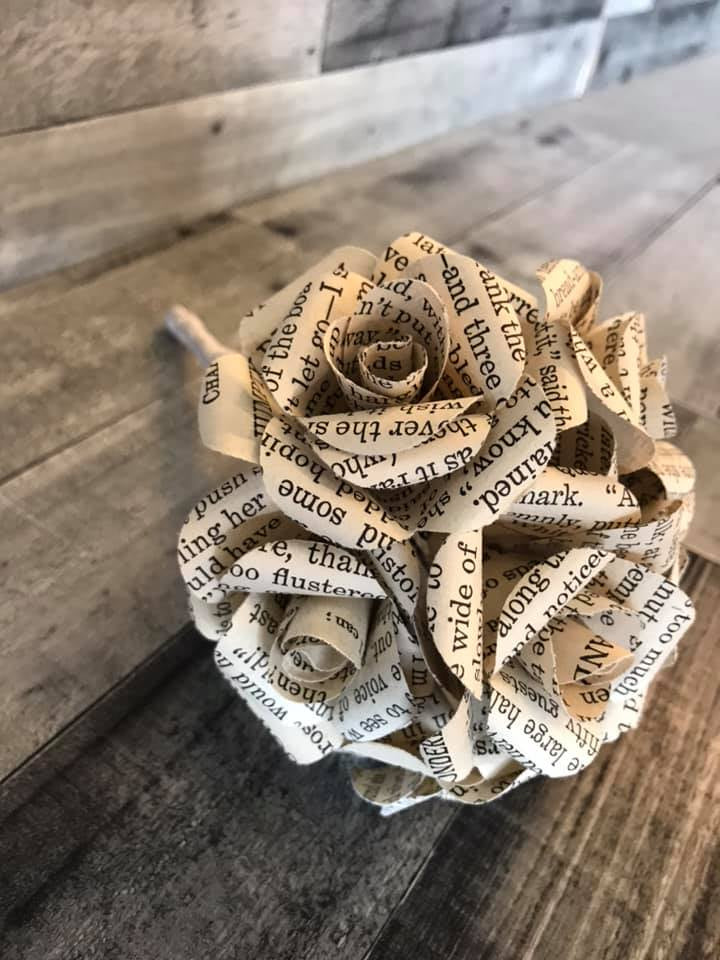 Book Flower Bouquet w/3 flowers – Creative Goods & Co.